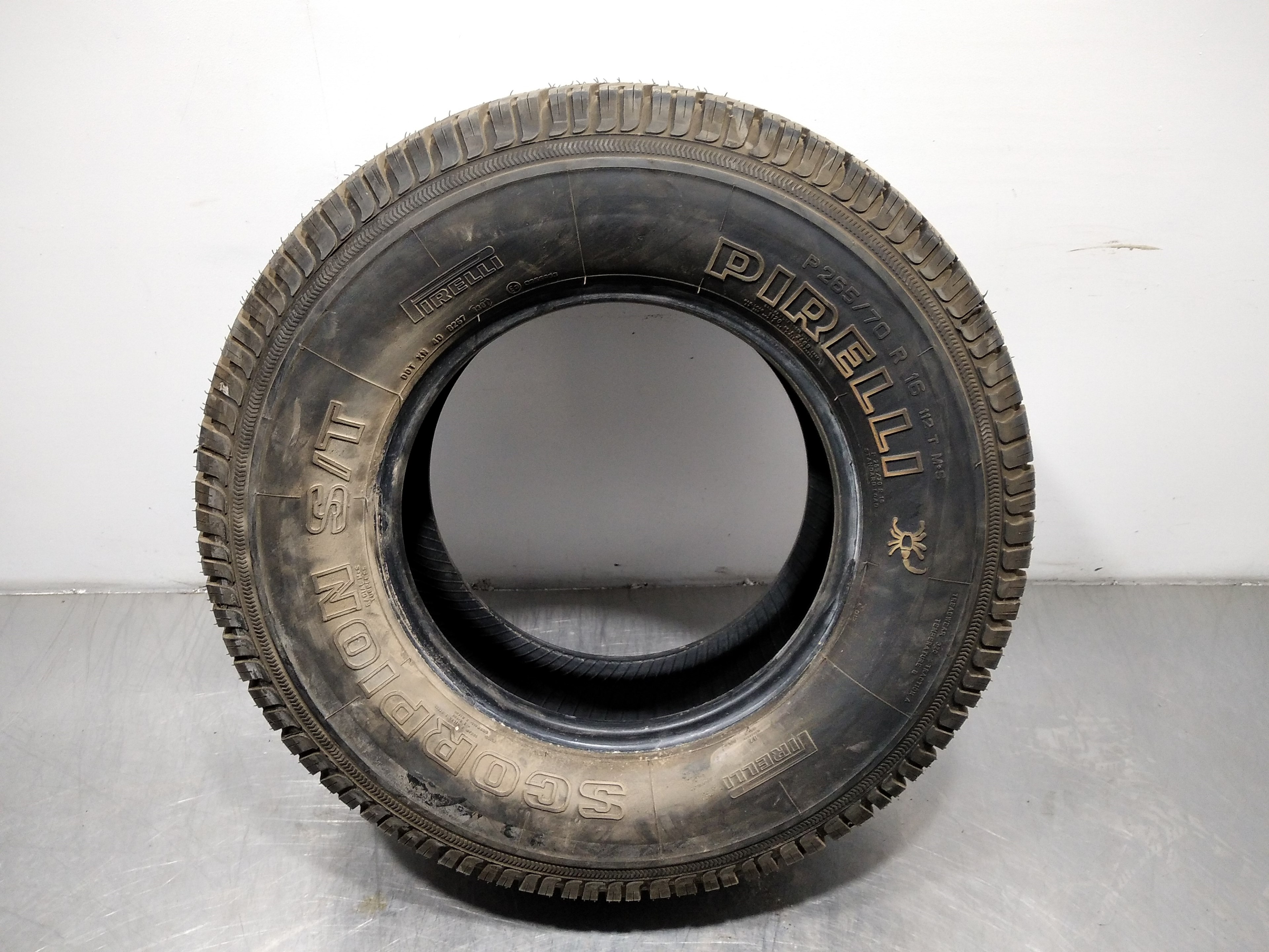 265/70 R16 112T Neumatico / Pirelli / 4301 / 1059302 Para Sin Marca Modelos